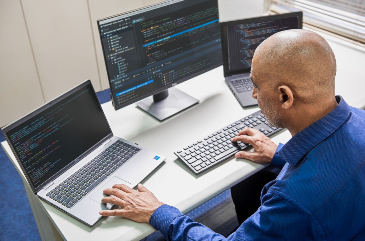 Web-based Application - CORE N.V.
